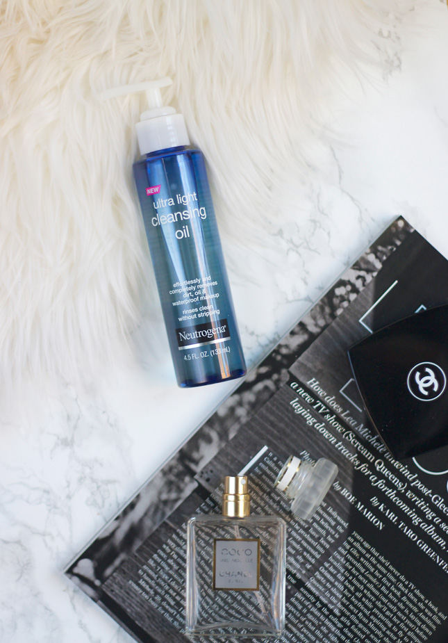 Neutrogena Ultra Light Cleansing Oil – THIRTEEN THOUGHTS