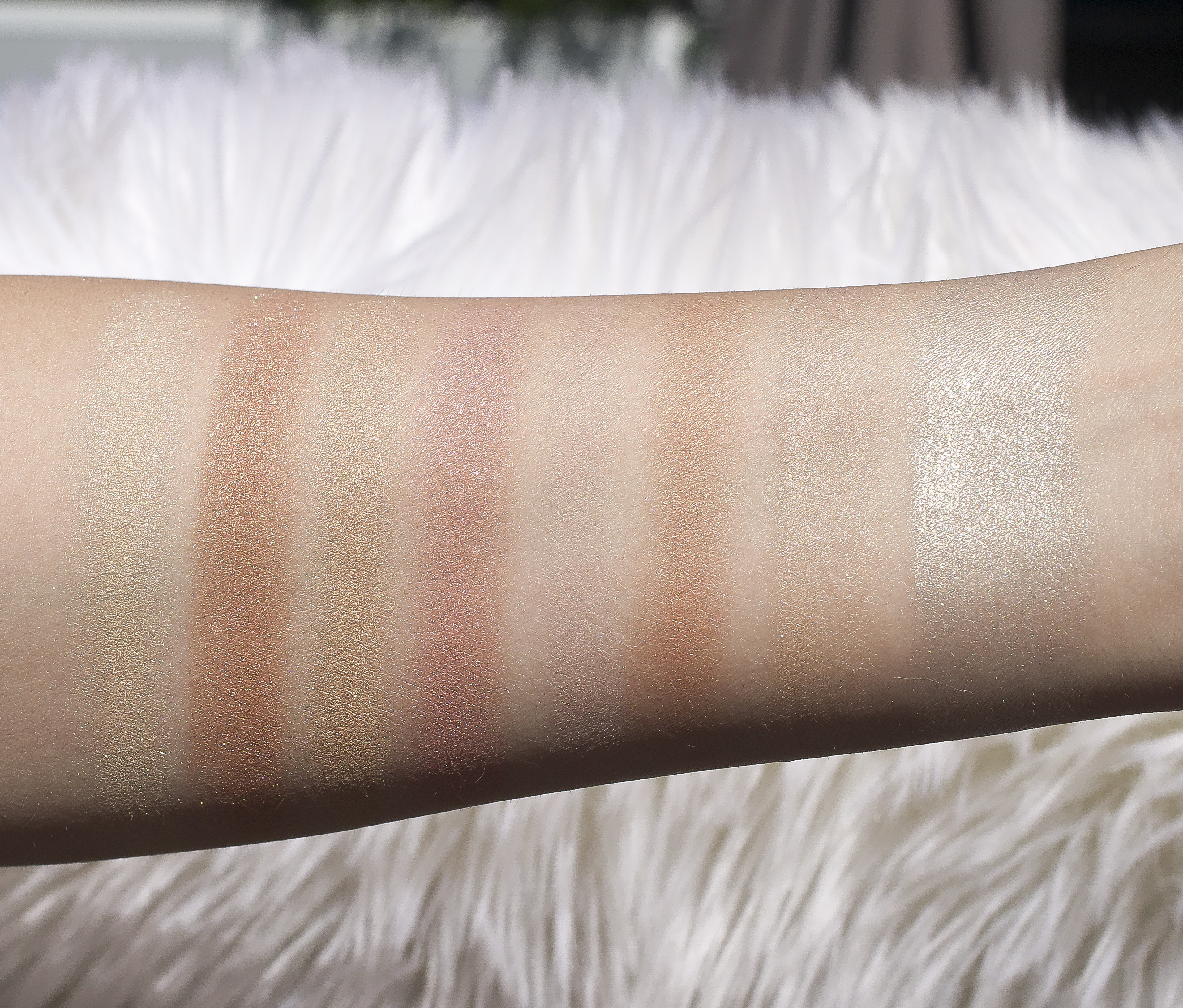 Give me all the glow- 10 highlighting products to love – THIRTEEN THOUGHTS