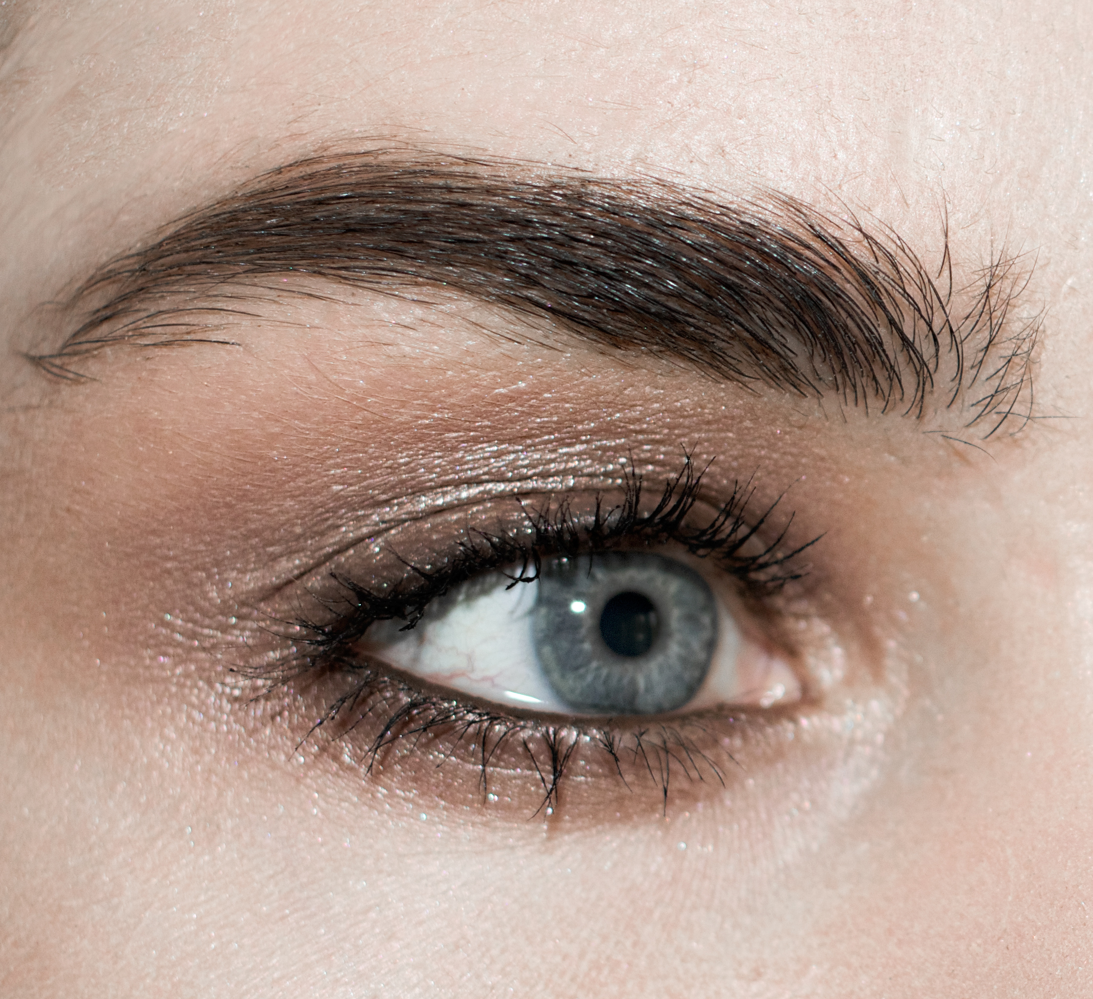 Ex Over Plucker S Guide To Growing Out Your Brows Thirteen Thoughts